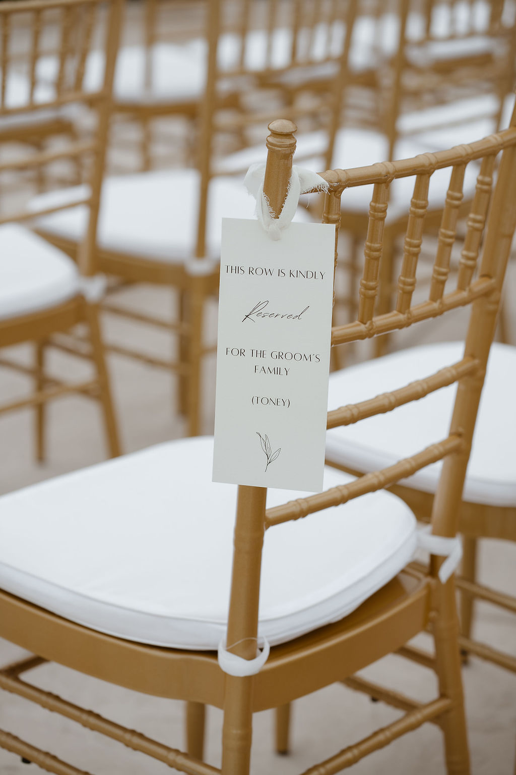 A Beautiful Lakeview Estates & Winery Wedding ...