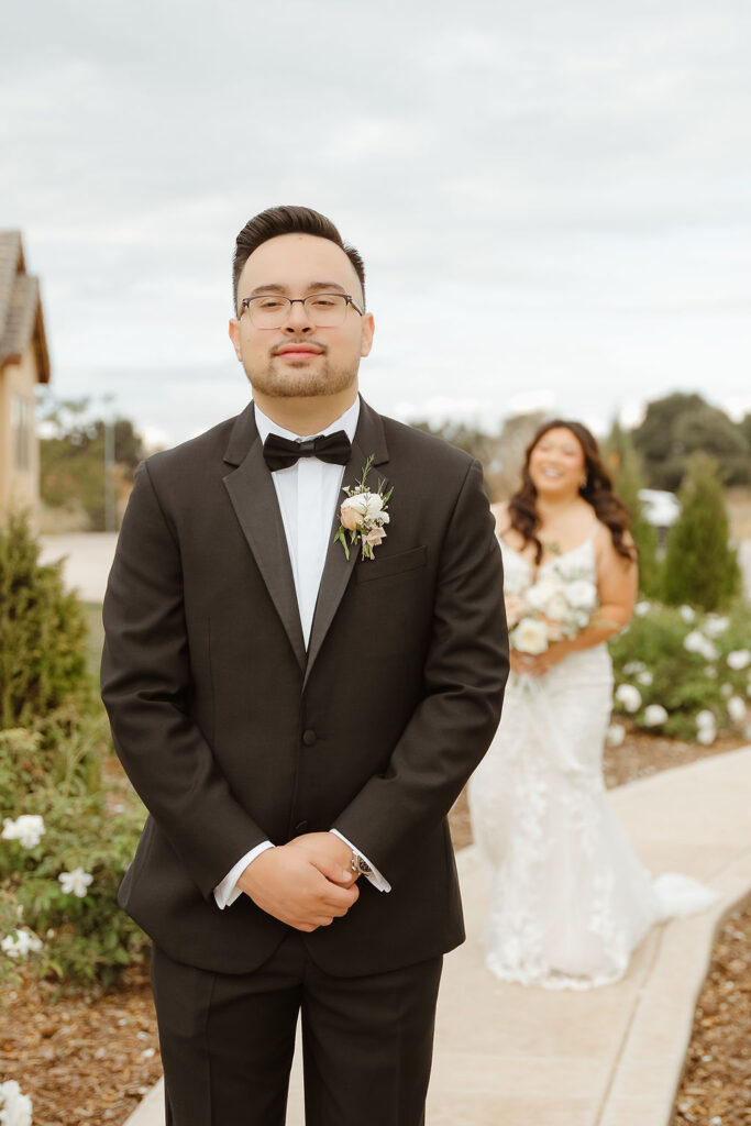 A Beautiful Lakeview Estates & Winery Wedding ...