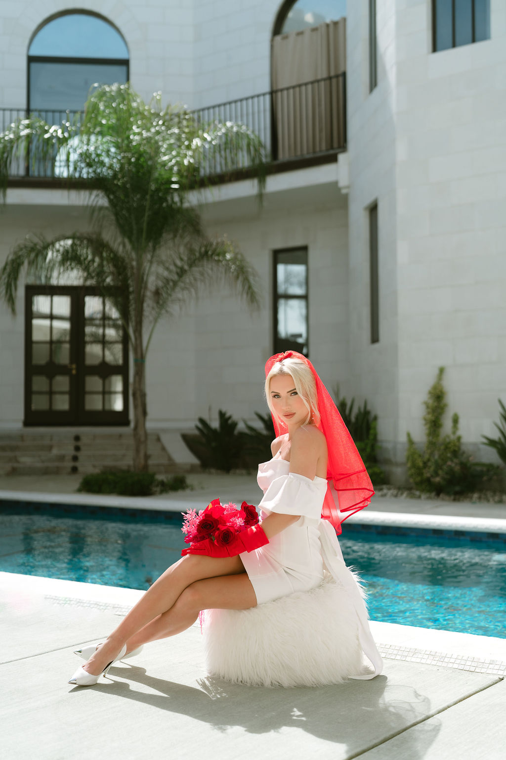 White Swan Castle | Sacramento Wedding Venue - ariannamaddoxphotography.com